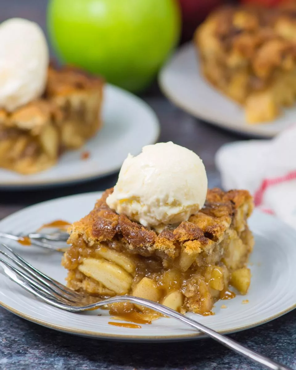 Caramel Apple Cake Recipe That Steals Hearts – bestalltop.com