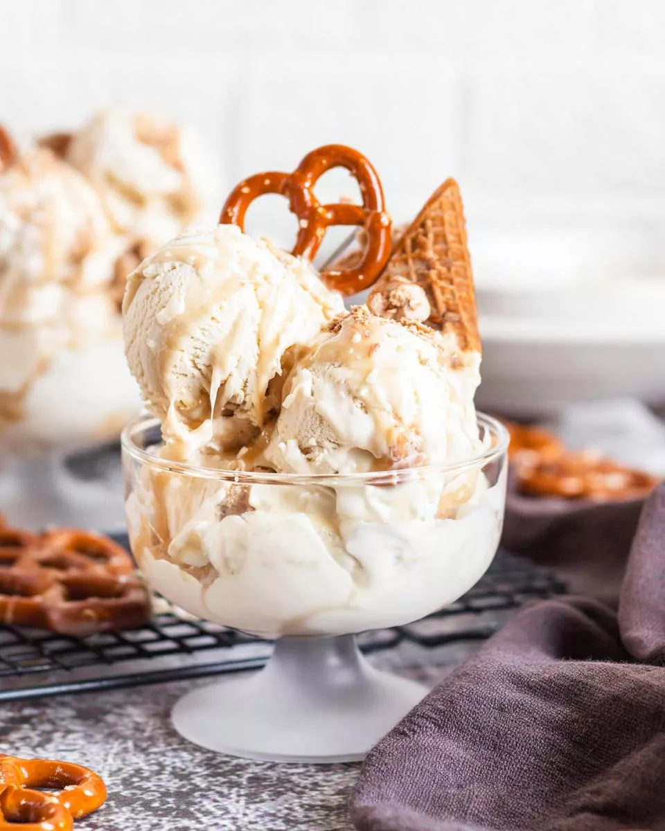 Creamy Caramel Pretzel Ice Cream Recipe You’ll Crave - bestalltop.com